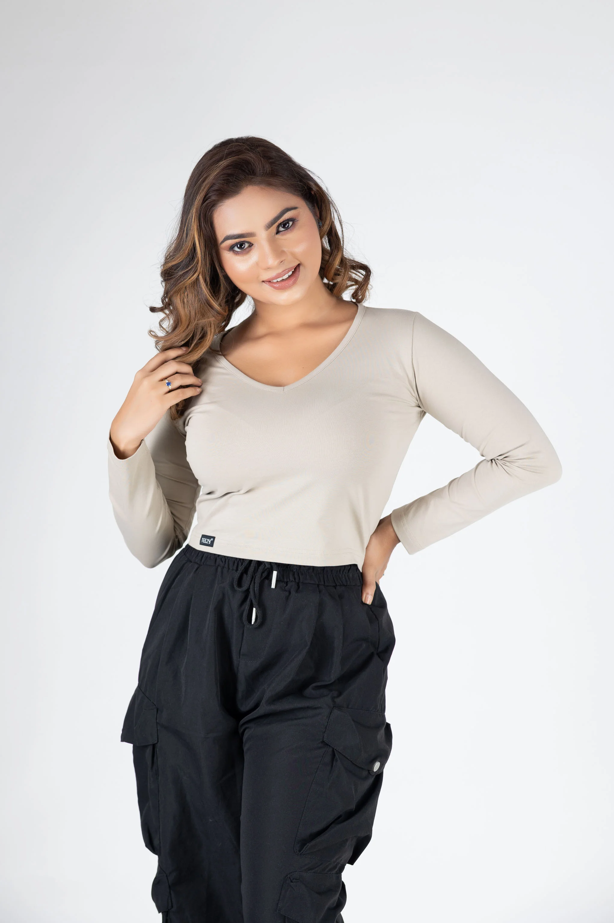 Beige Long Sleeve Crop Top | Kandy Selection