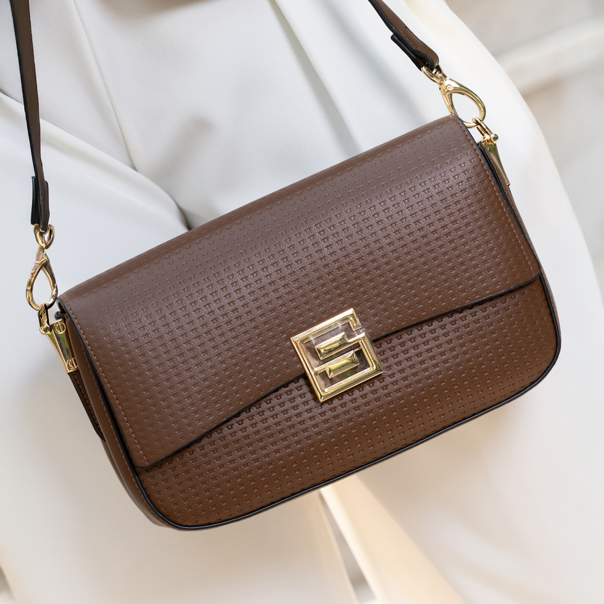 The Linear Frame Bag | Kandy Selection